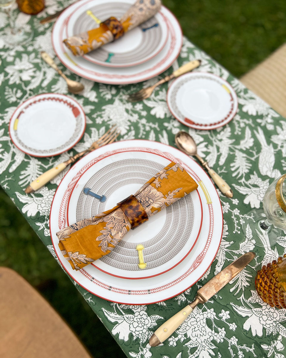 Biertisch Deko mit Stil - 6 Tipps für Eure Gartenparty